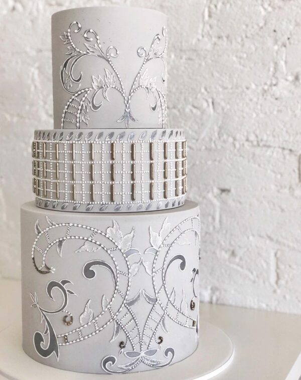 19 Elegant Grey Wedding Cakes ~ KISS THE BRIDE MAGAZINE